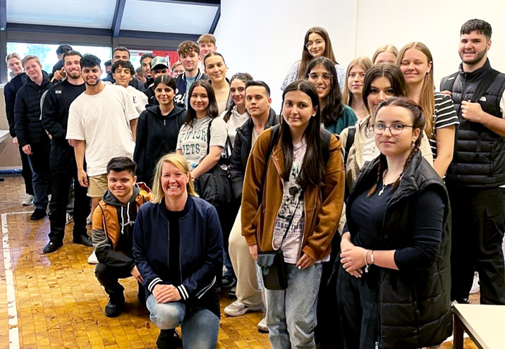 Bundestagsabgeordnete besucht die MNGe